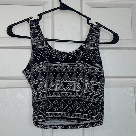 Bozzolo | Tops | Black Aztec Crop Top Size M | Poshmark